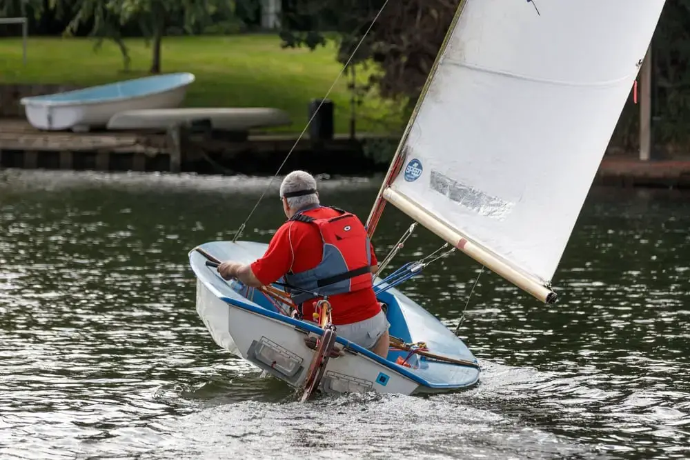 ¡Descubre los mejores tipos de botes pequeños! ¡Fotos, características ...